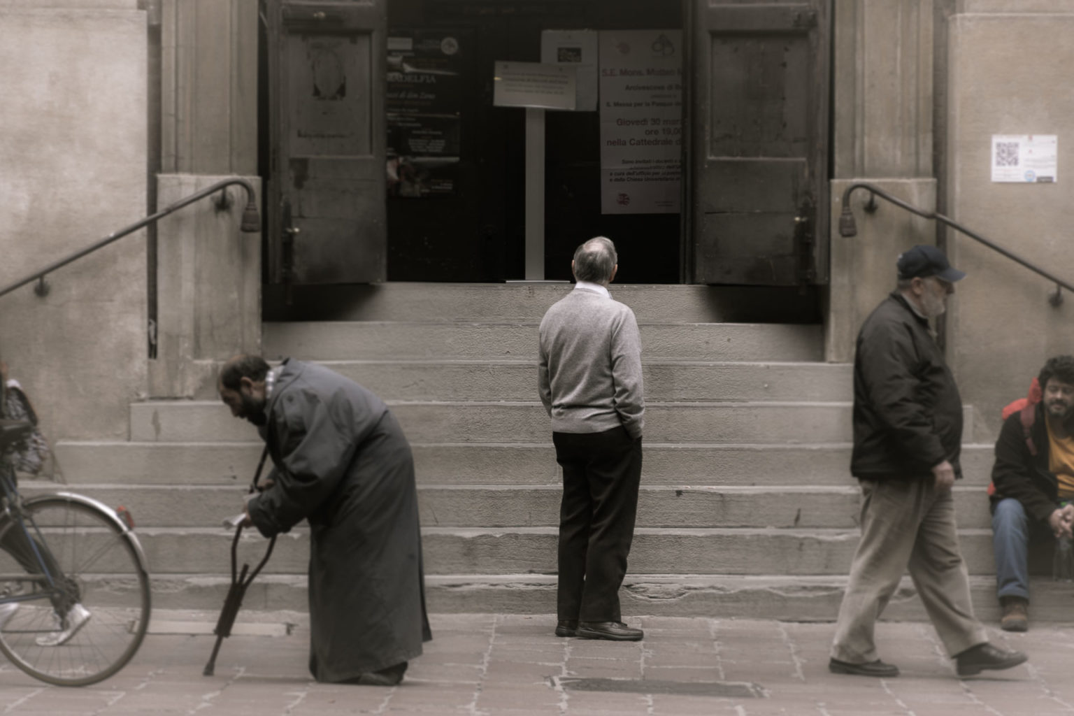 Work in Italy - finding a job in Italy as an expat